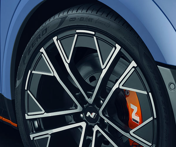 2025 Hyundai IONIQ 5 N: Electric SUV | Hyundai Canada